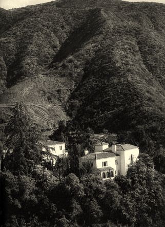 All Hallows' Eve Countdown: Hollywood: Bones in the Foundations ...