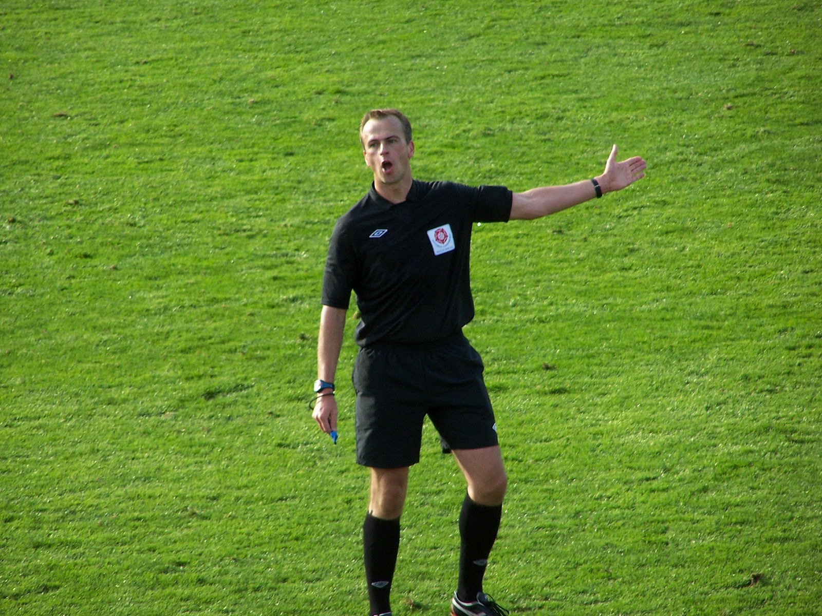 Bulls News: Referee Gets Player Sacked