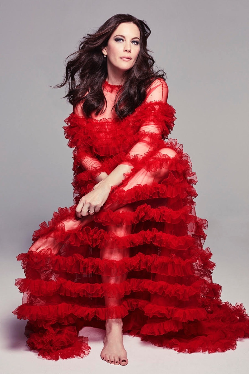 Ember Willowtree Liv Tyler Lleva Diseños De Las Mejores Marcas De Moda Para La Revista Alexa