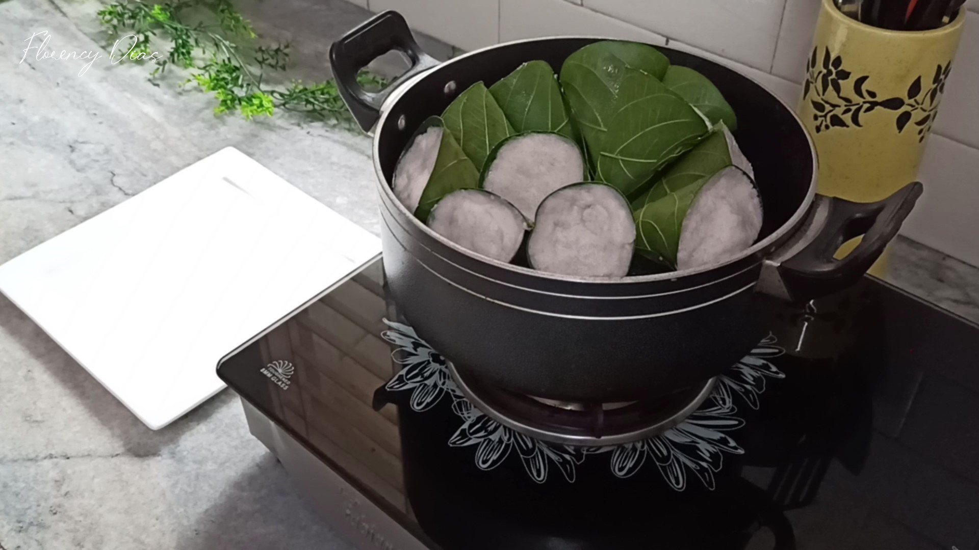 Traditional Goan Holle | Goan Sweet Rice Dumplings