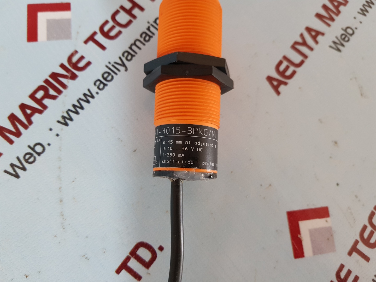 EFECTOR KI5002 KI-3015-BPKG/NI CAPACITIVE PROXIMITY SWITCH SENSOR ...