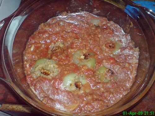 Cristina's world: Ceapa umpluta cu nuca si ciuperci