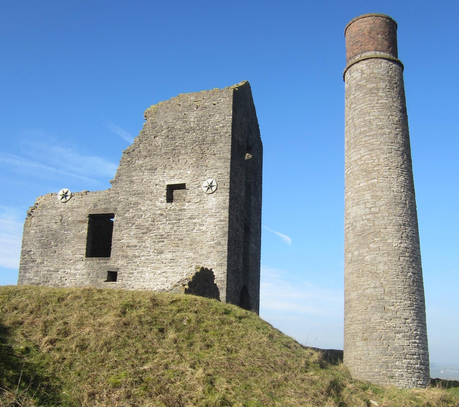 Walking The Peak: Over Haddon, Magpie Mine, Monyash, and Haddon Hall