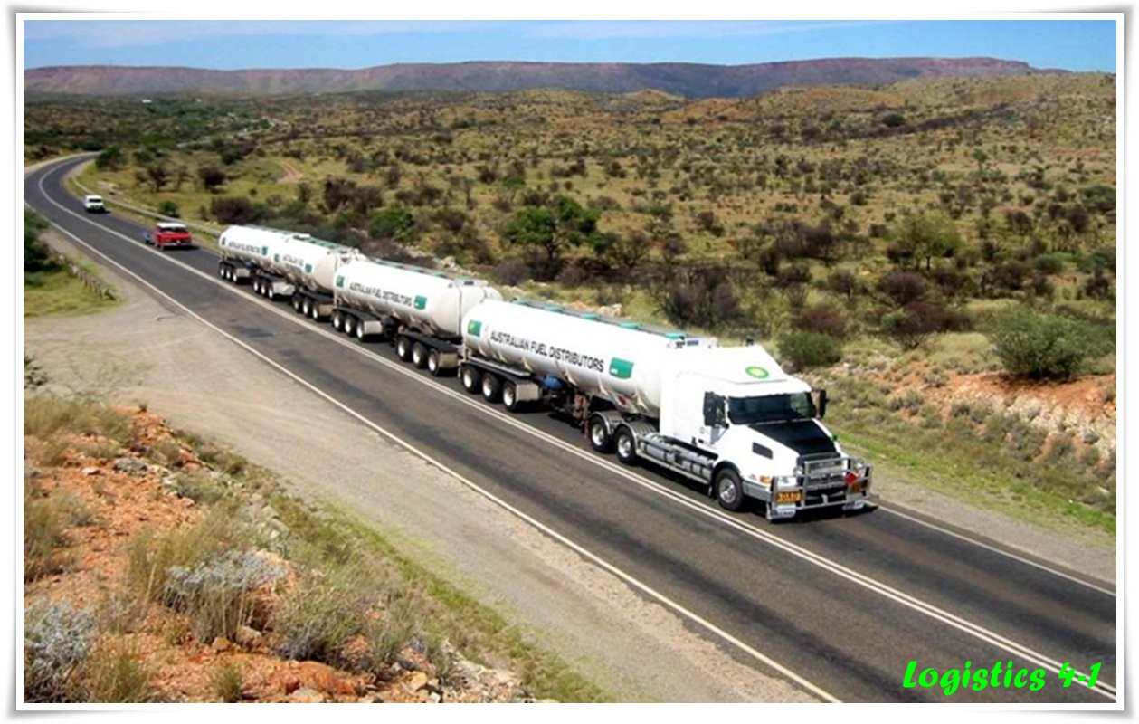 Logistics4 1 Amazing Road Trains In Australia logistics4-1-amazing-road-trains-in-australia