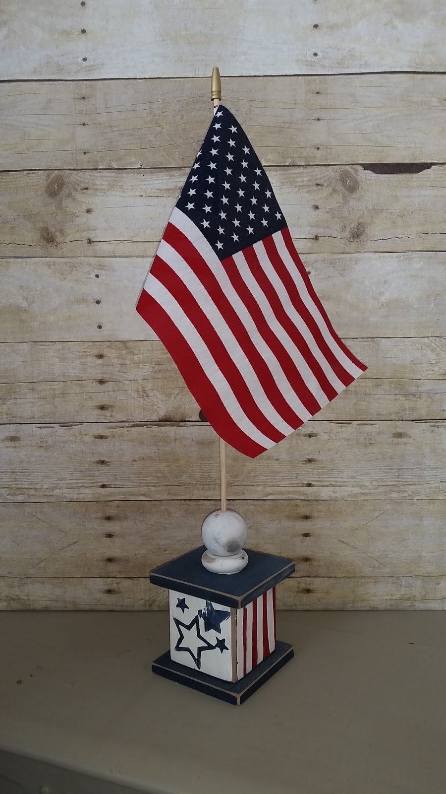 Make & Take: Flag on Stand