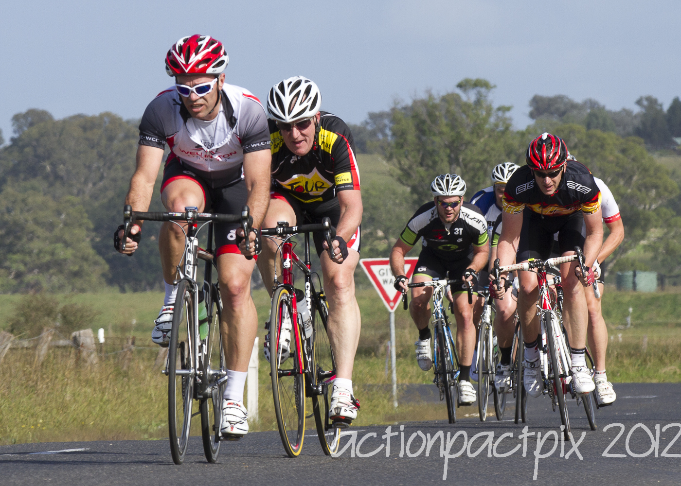 actionpactpix: Keith and Max Rowley Handicap