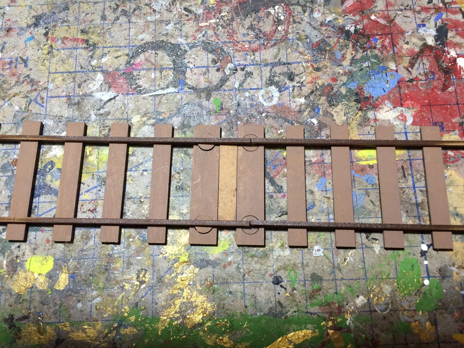 Major Thomas Foolery's War Room: Sarissa MDF Train Track