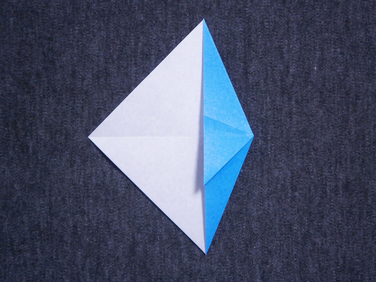 KATAKOTO ORIGAMI: Step5 "Rabbit ear fold"