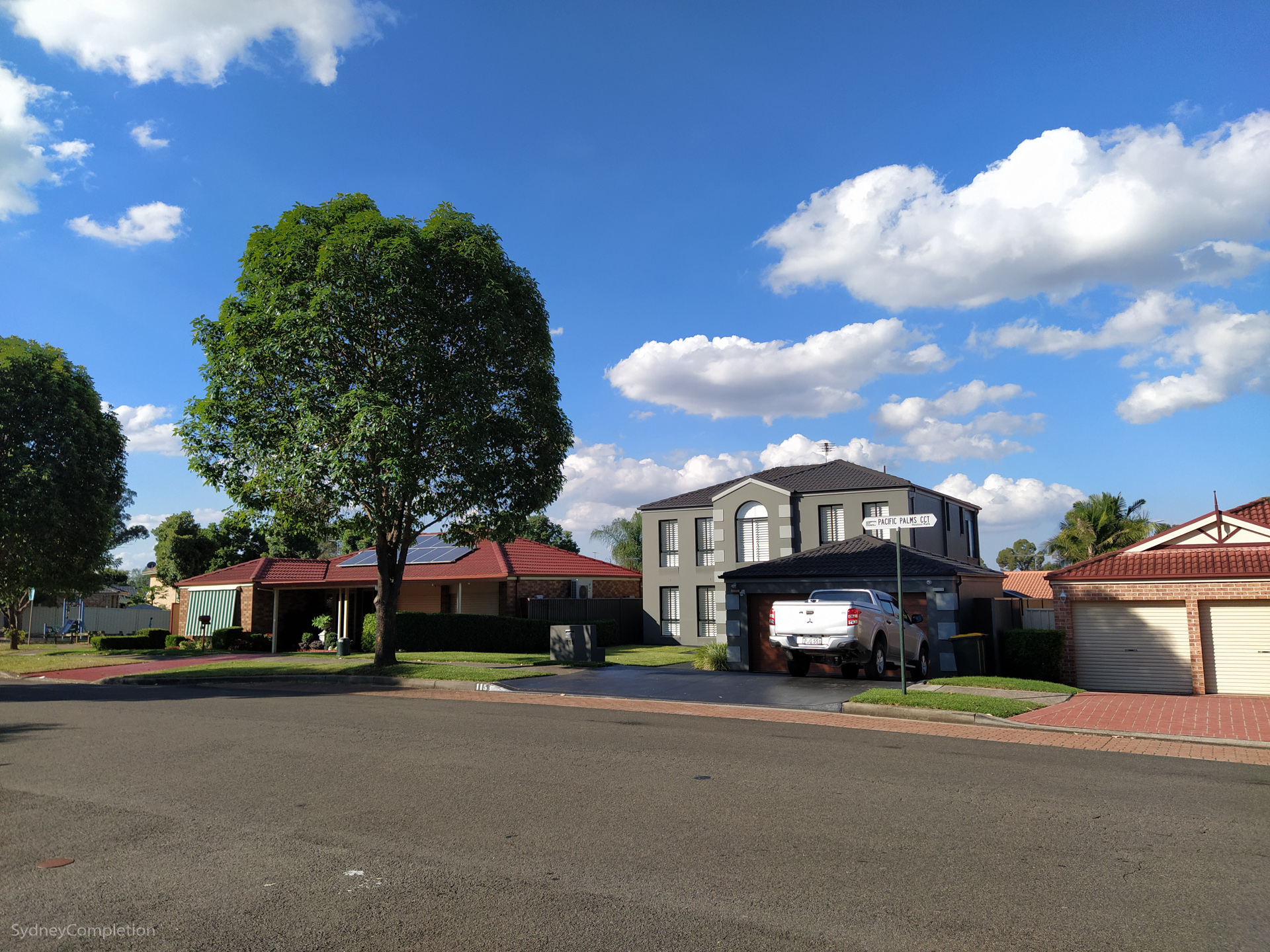 Keeping Up With The Hoxtons: Hoxton Park and West Hoxton - Completing ...