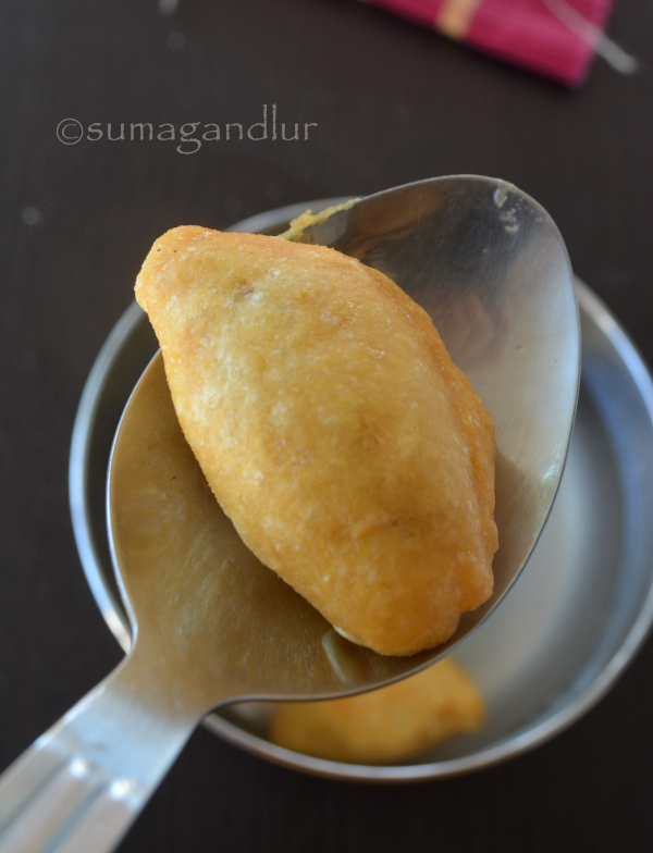 Veggie Platter: Dahi Gujiya