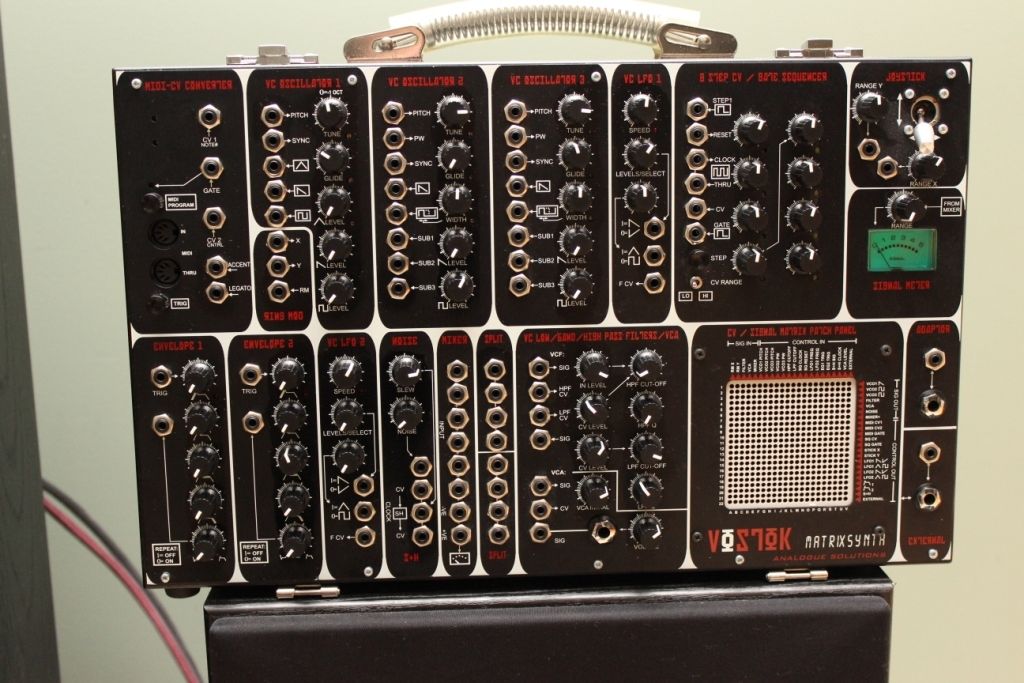 MATRIXSYNTH: Analog Solutions Vostok Matrix Pin Suitcase Synthesizer
