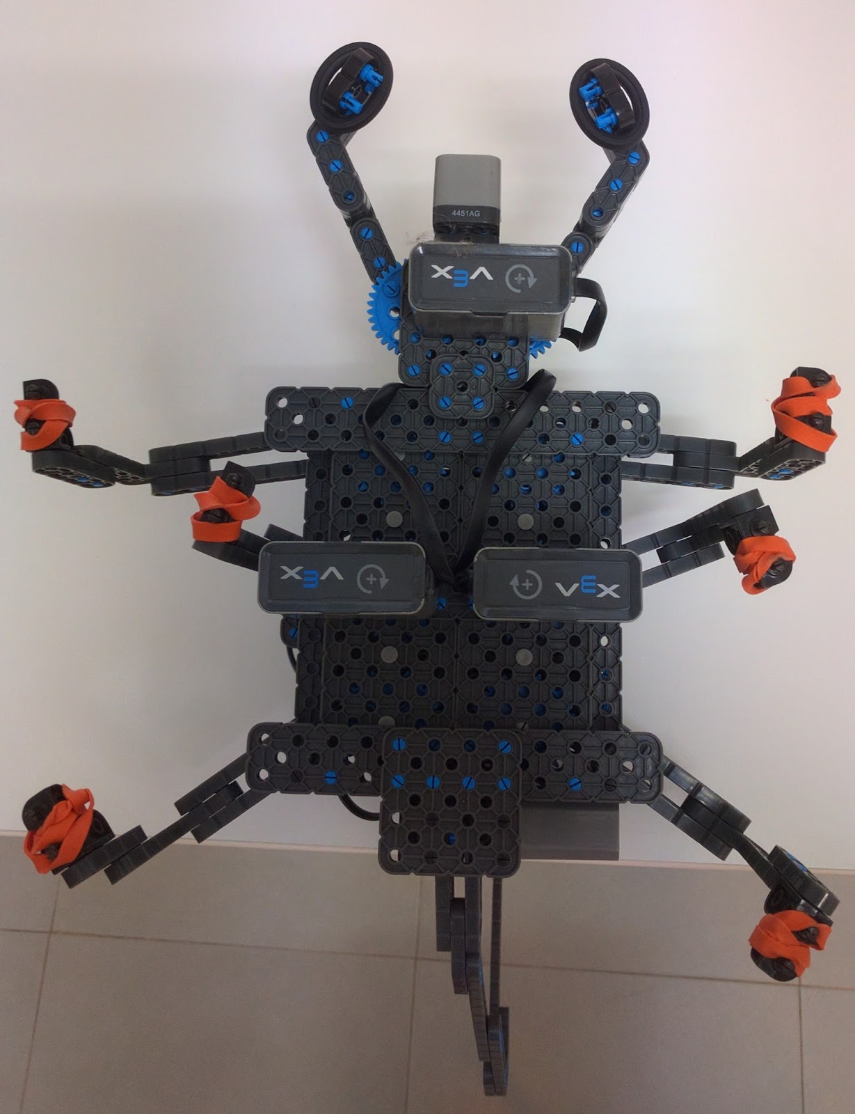 Amazing Robots - vex IQ: El escorpión - vex IQ