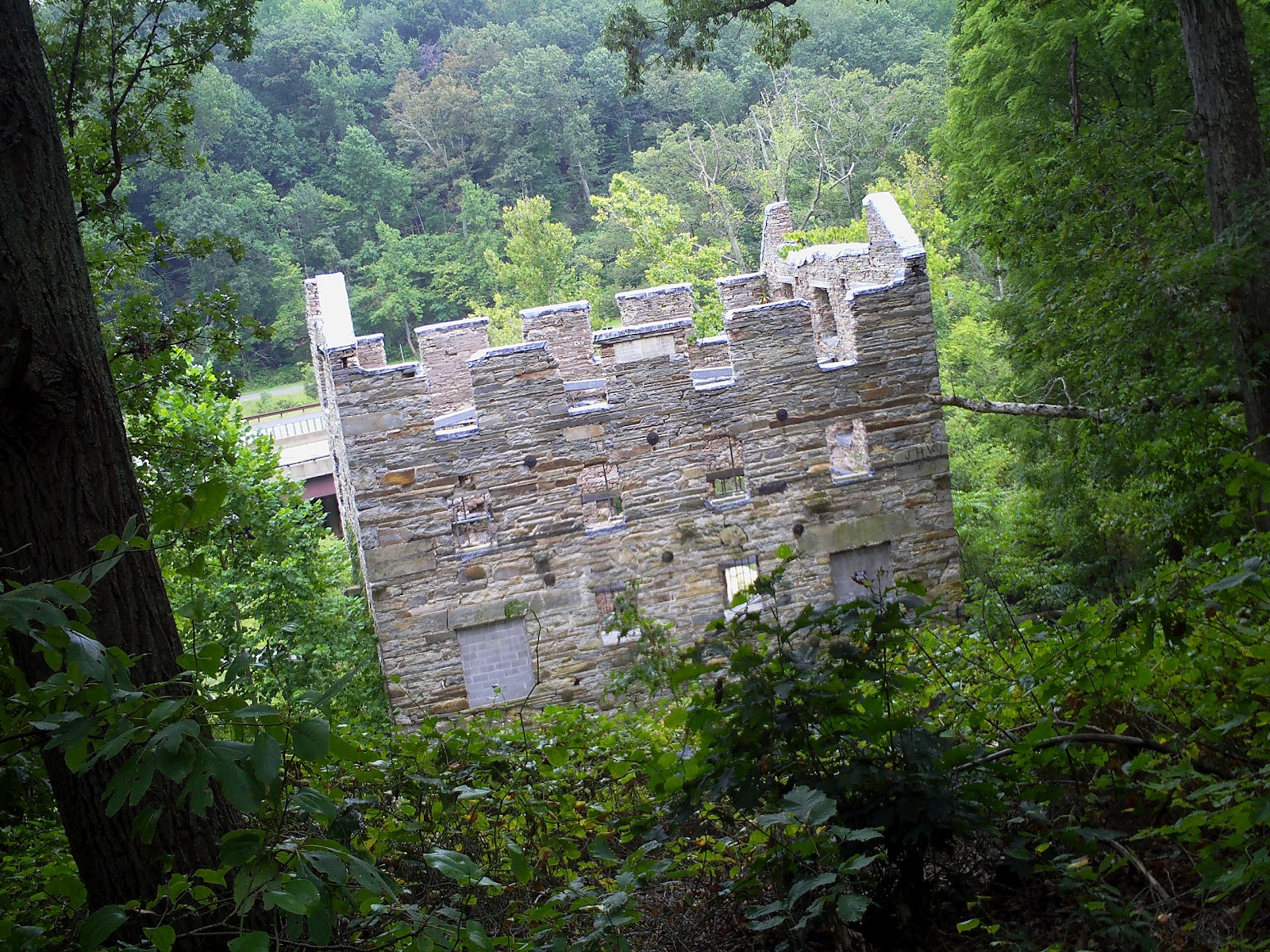 Hiking, Geocaching, and overall Adventures: Bull Run Mountain