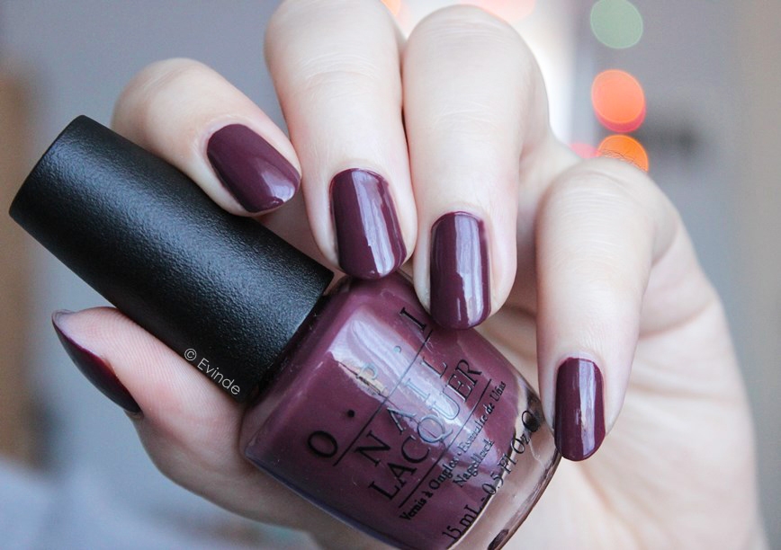 OPI Scores A Goal! | Review + Swatches | Evinde's Blog