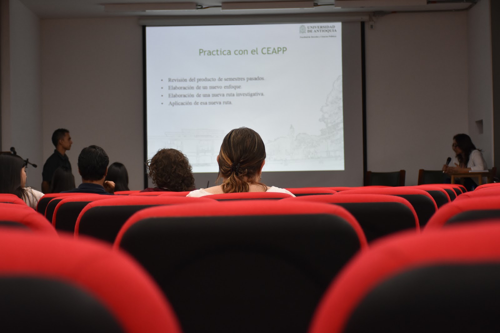 Boletín Al Derecho: Páneles temáticos