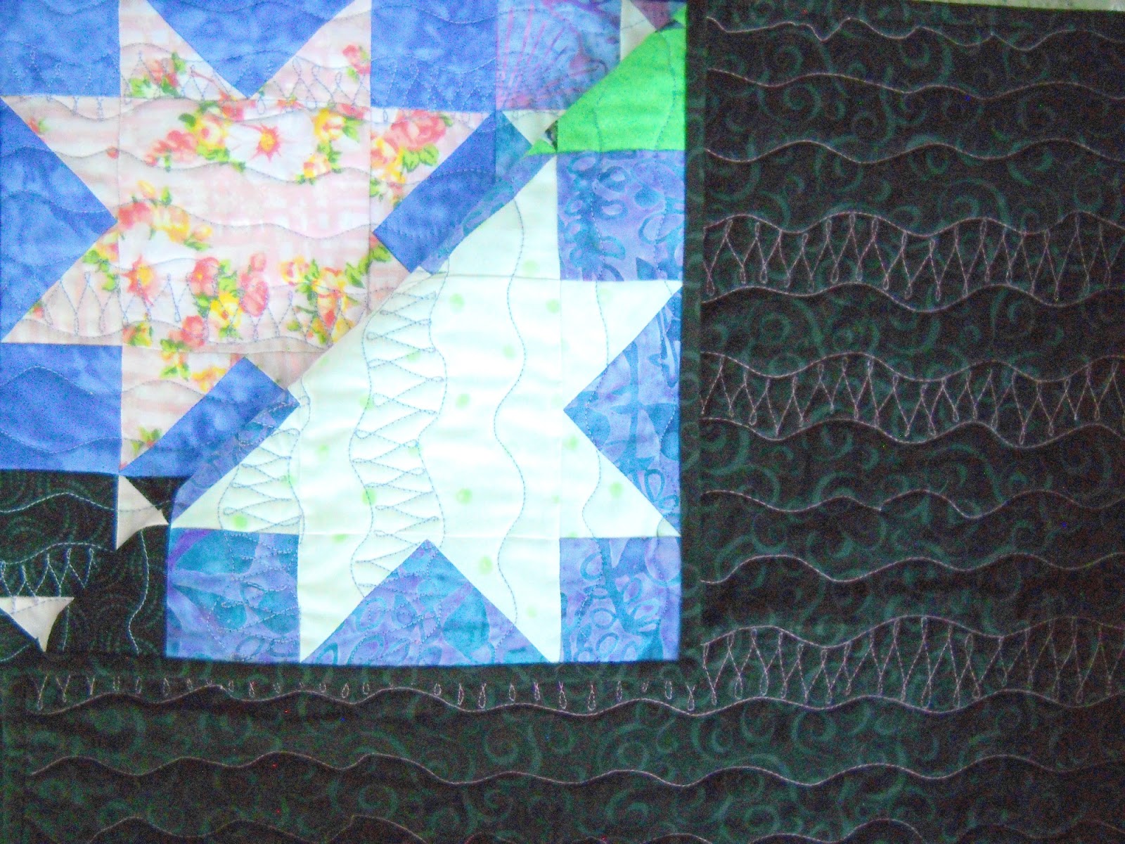 Curlicue Creations: Twinkle Twinkle Quilt