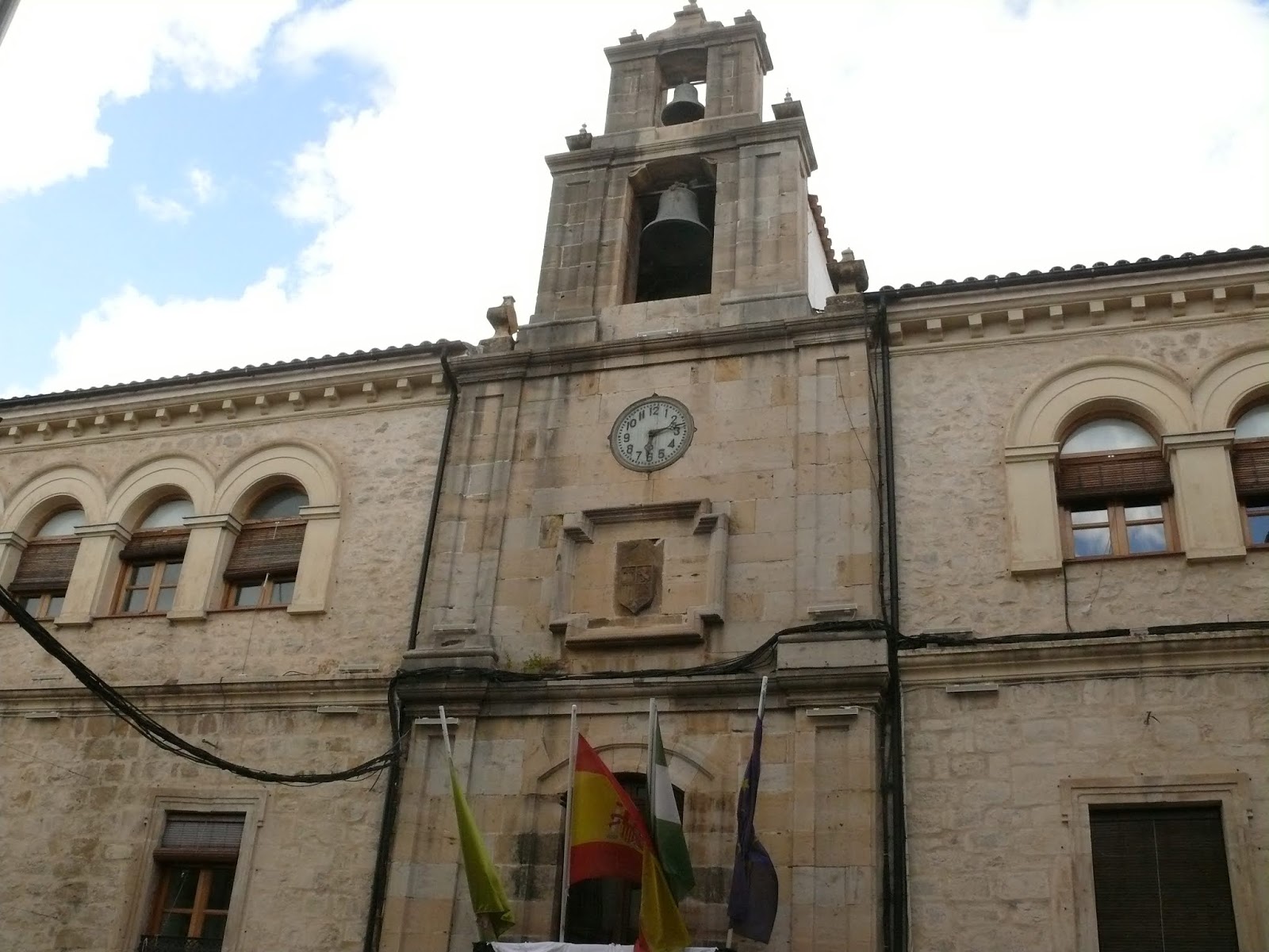Efemérides Villacarrillo: Adiós a la corona real de Villacarrillo
