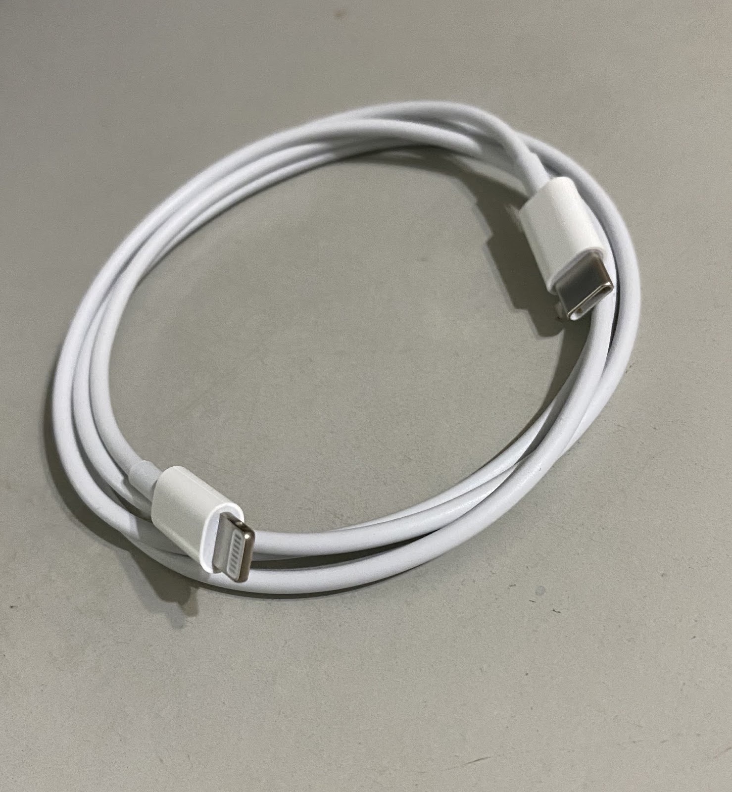 taiwin: iPhone 11 Pro Max USB-C to Lightning USB to Lightning 接電腦