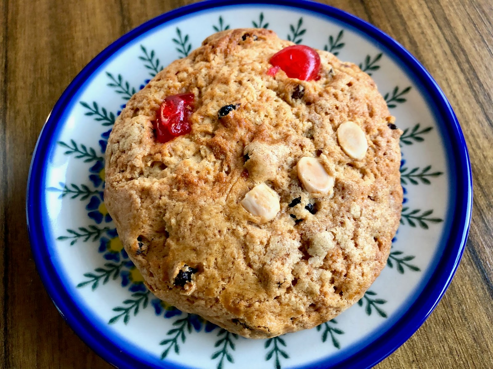 Traditional English Cakes from Avenue Bakery