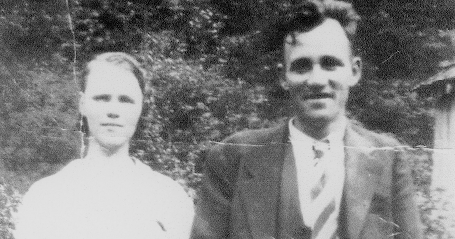 The Robert Muir Family: 2.12.3.3. Robert Muir, Jr. (1912-1959) The Robert Muir Family: 2.12.3.3. Robert Muir, Jr. (1912-1959)