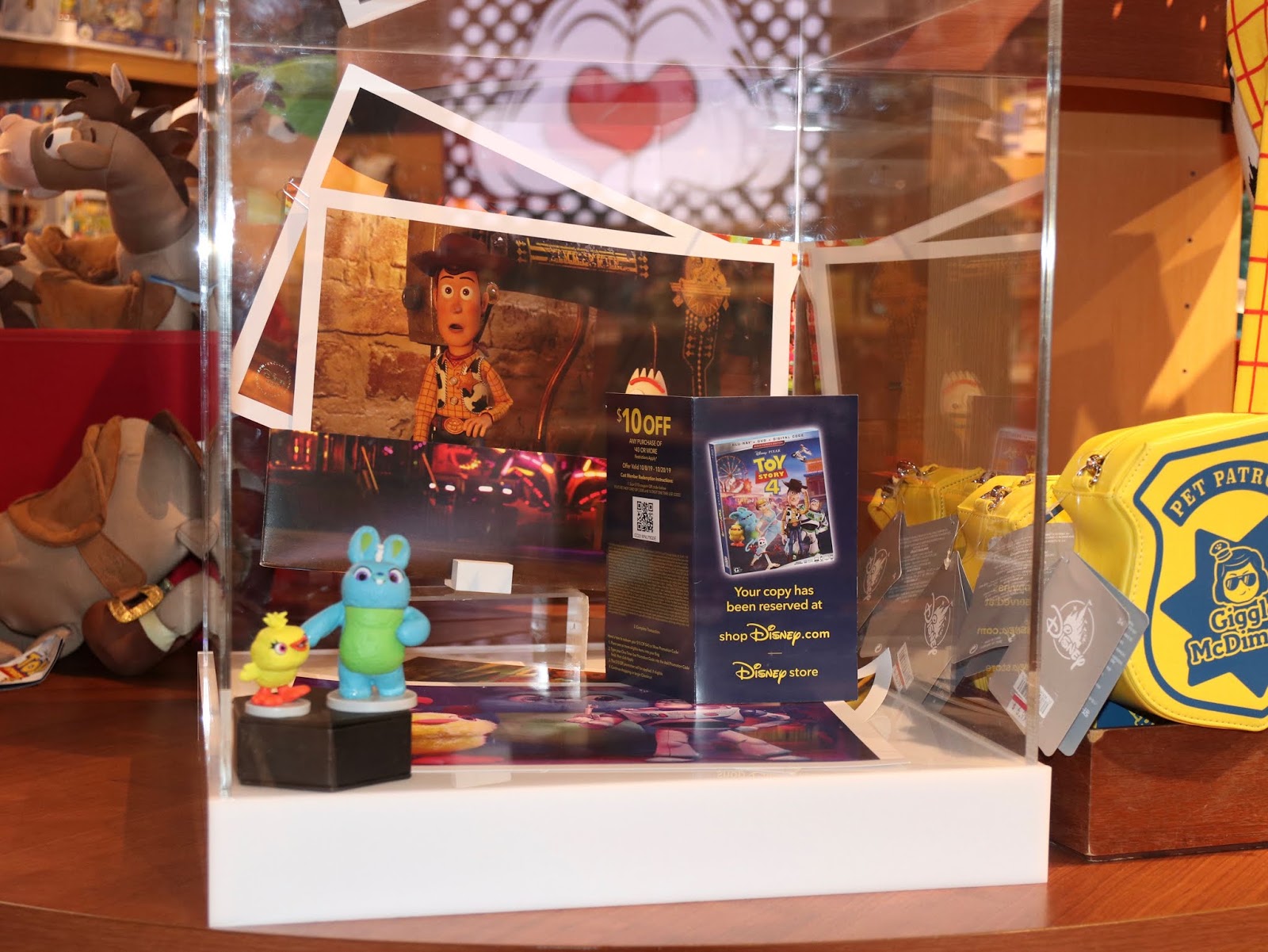 Dan the Pixar Fan: Toy Story 4 At Disney Store Times Square