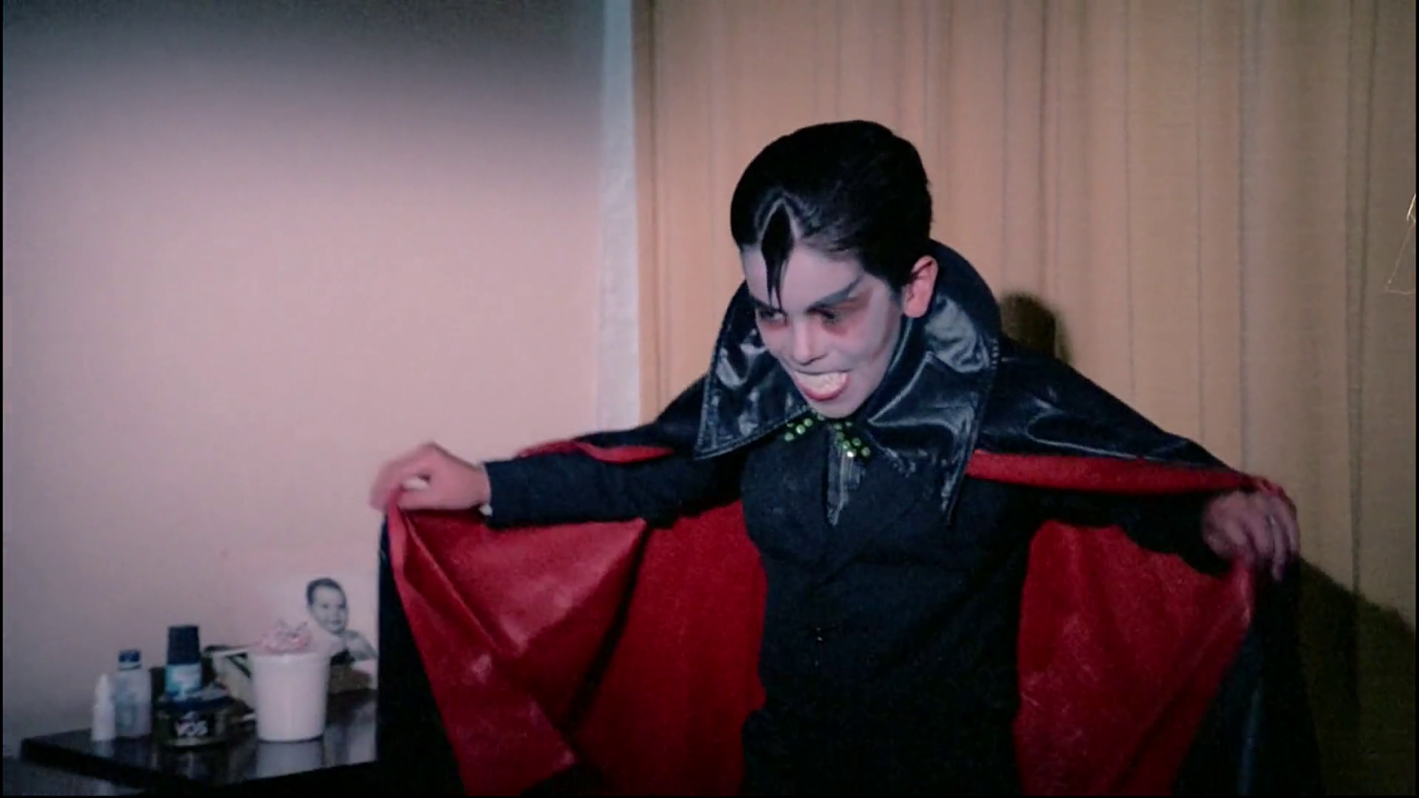 Chiquidrácula (1986 Comedia) - Exploradores P2P