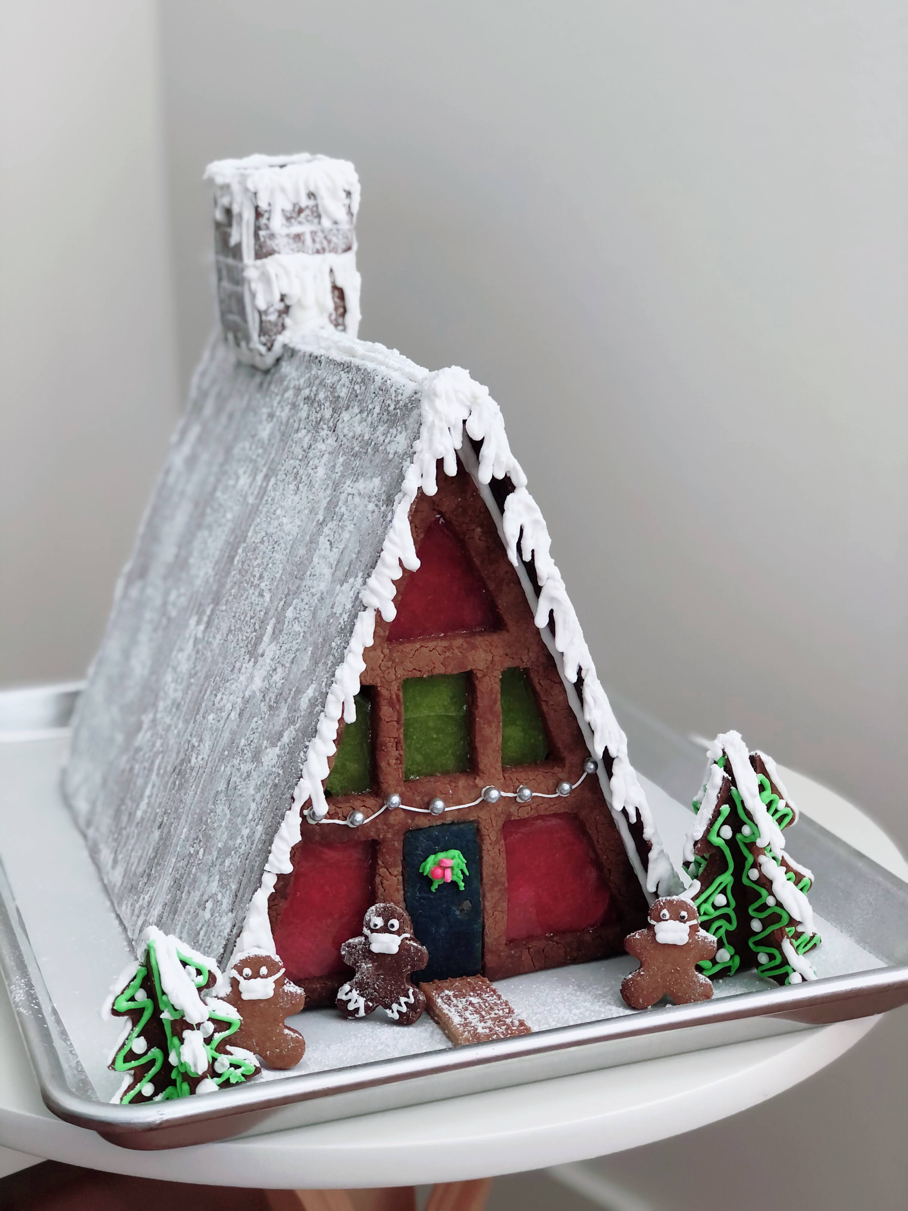 Camp Gingerbread: Our First Gingerbread Cookie House