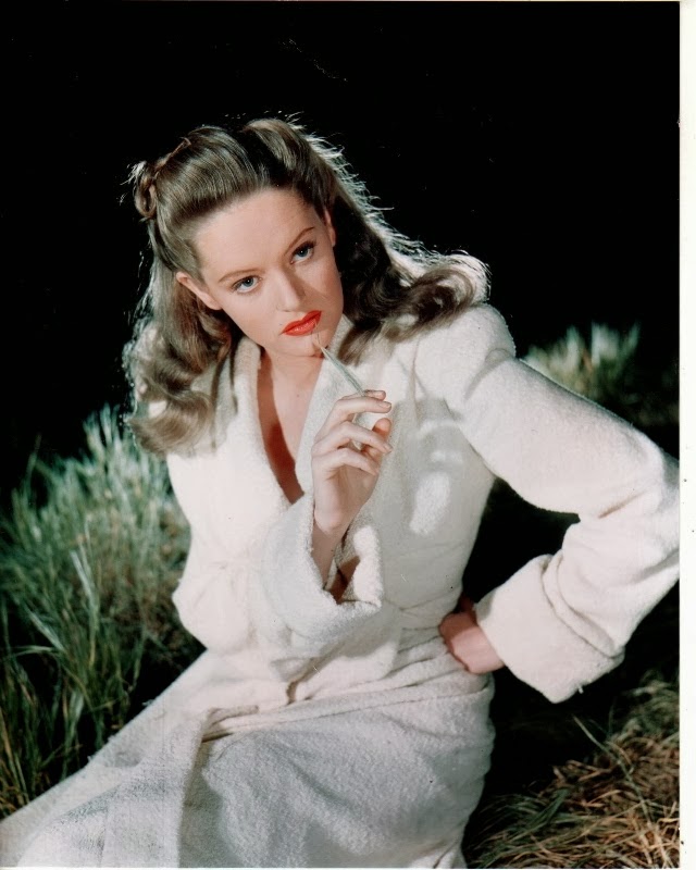 Slice of Cheesecake: Alexis Smith, pictorial