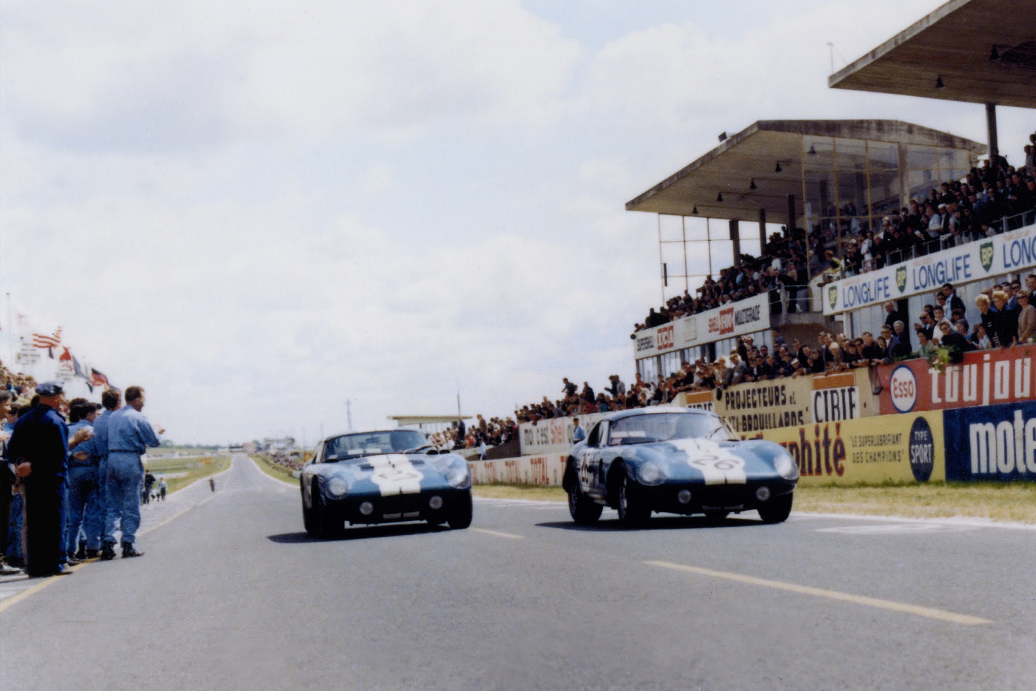 REIMS:64 - CUSTOM h0 SLOTCAR RACE-TRACK - CIRCUIT REIMS-GUEUX