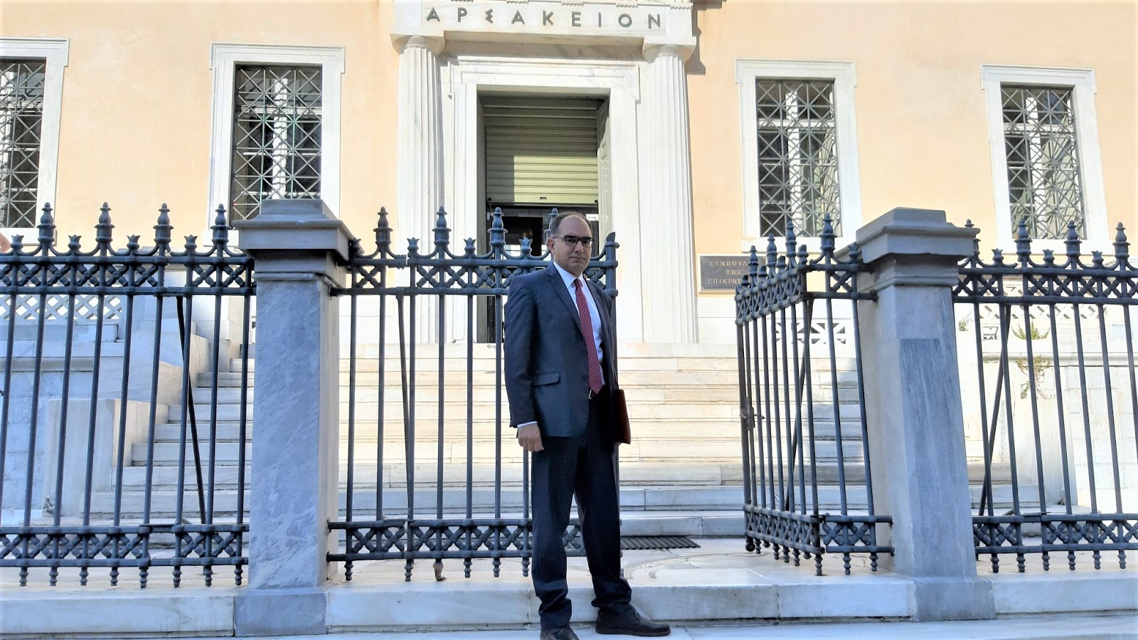 Η ωραία Πάρος: Στο Σ.τ.Ε. ο Κώστας Μπιζάς, για την συζήτηση της ...