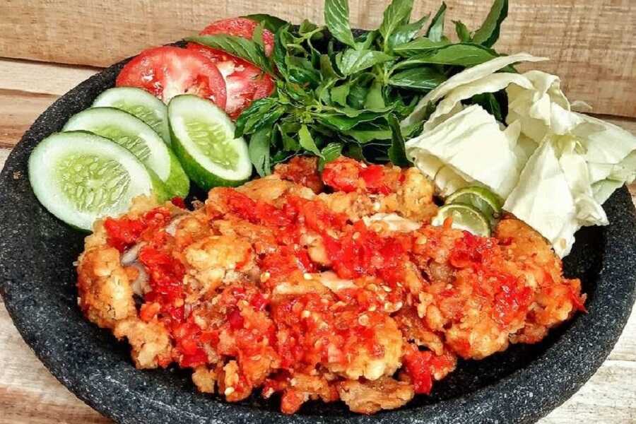 Resep Ayam Geprek Pedas