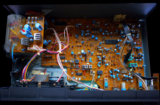 stereonomono - audio Hi Fi Compendium - 14 years on-line: NAD 6340