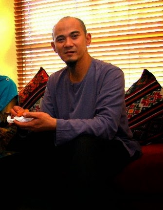 Gosip Seputar Selebriti: Komposer Dan Penerbit TV Farihin Dan Enam Kru ...