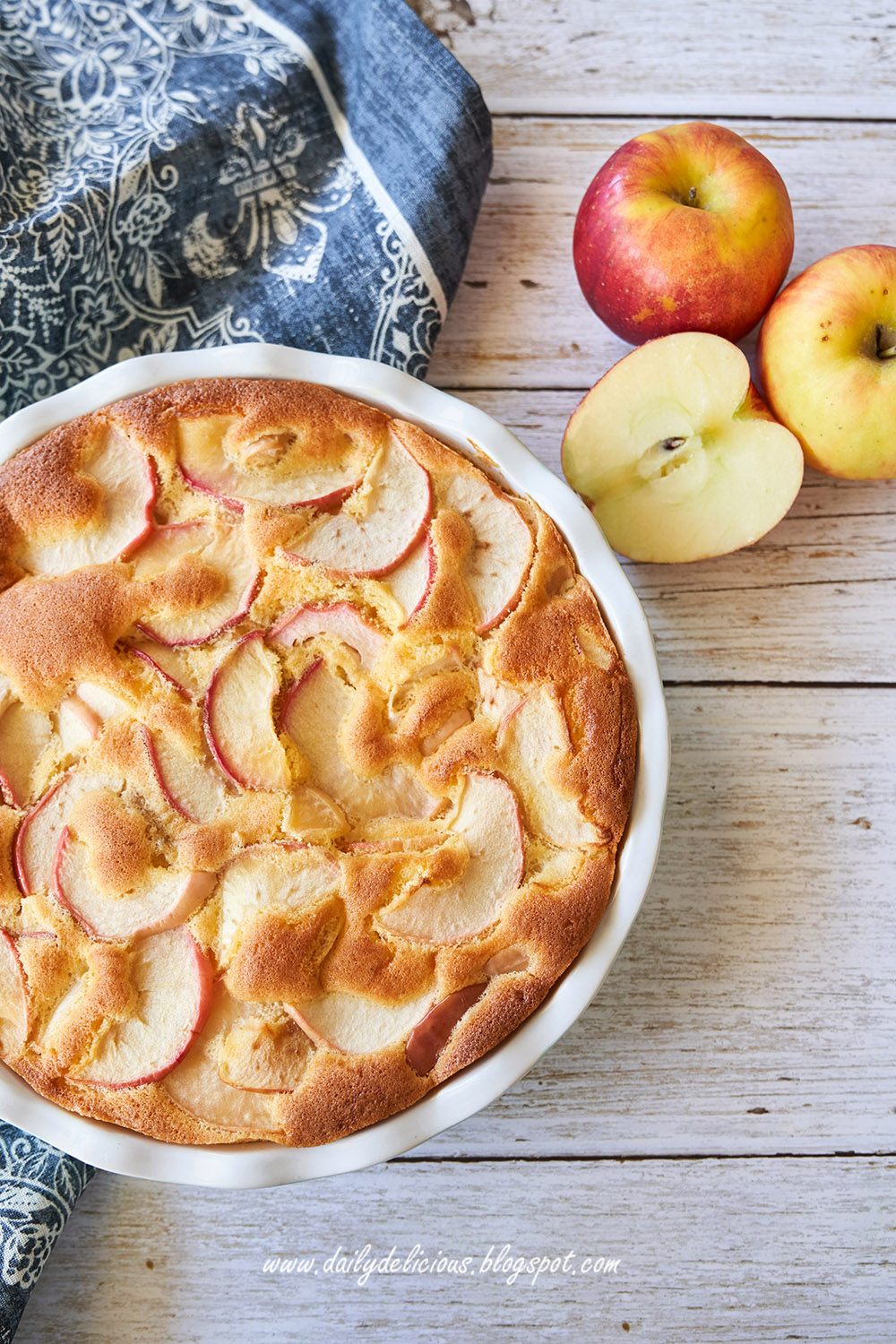 dailydelicious thai: เค้กแอปเปิ้ล: Moist Apple cake