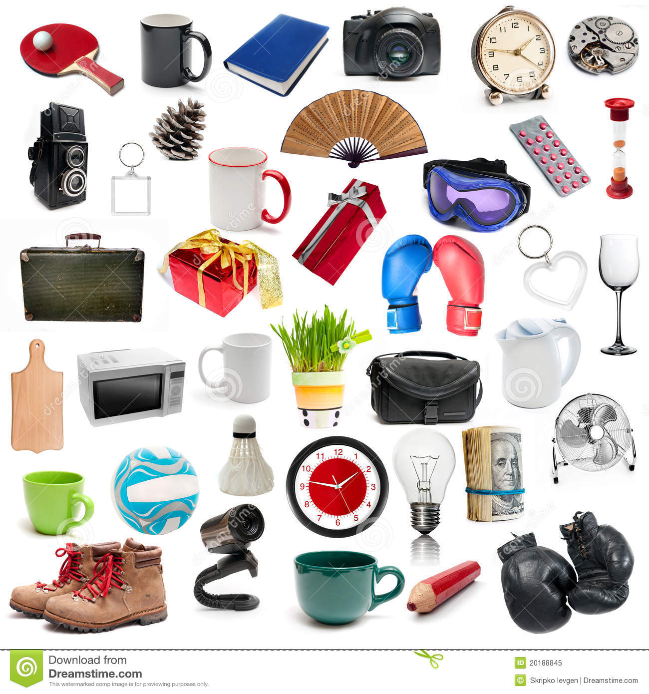 La pluma viperina: LOS OBJETOS