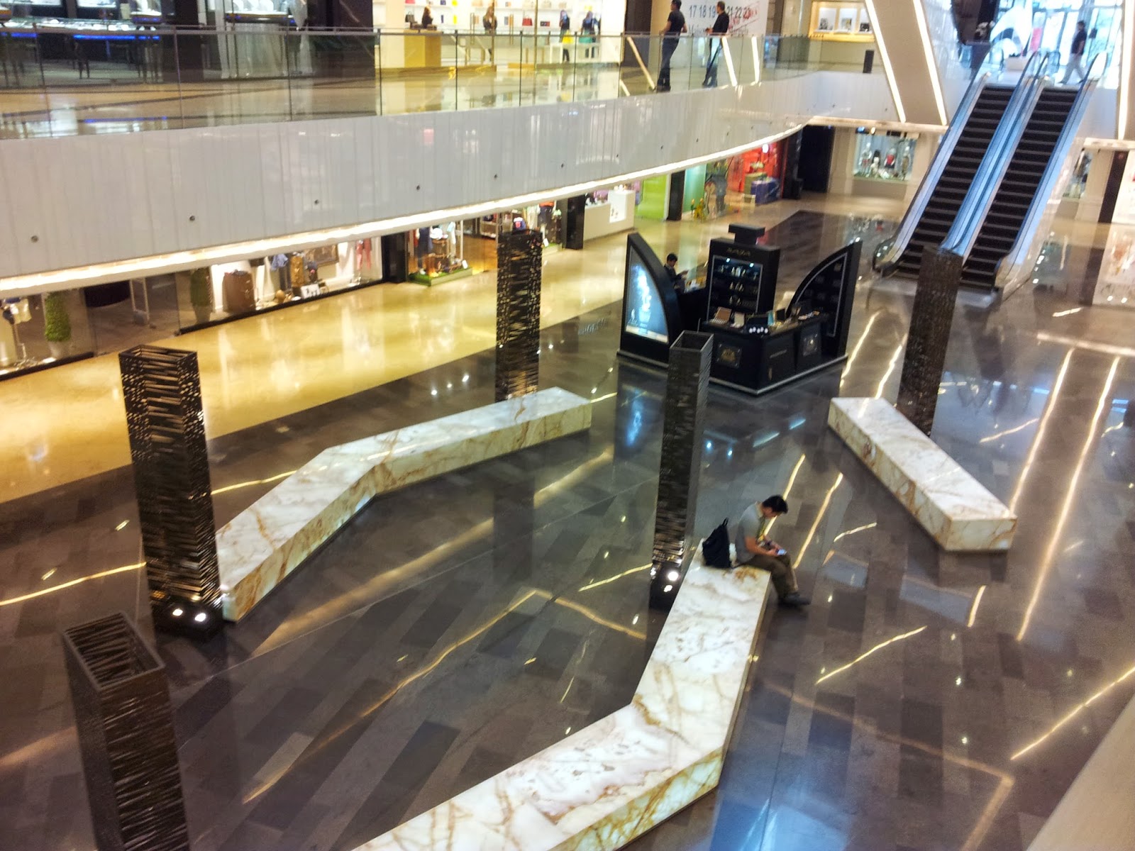 Life in Kuwait Blog: Al Hamra Mall