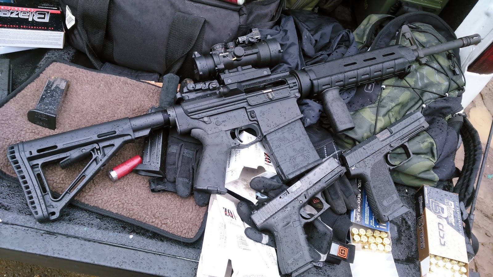 You Love Guns & Zombies: Magpul UBR Gen 2 Collapsible Stock