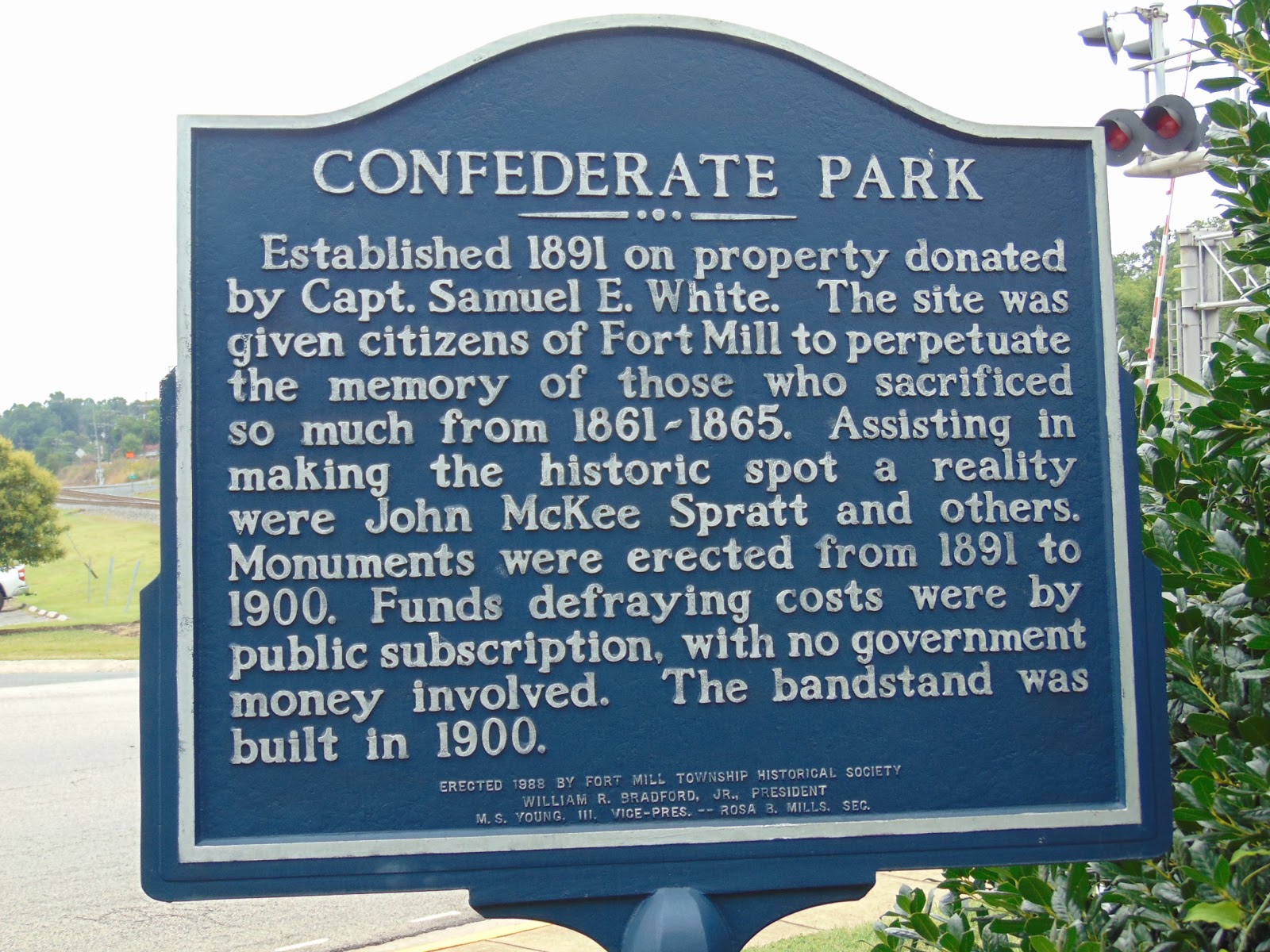 Southern Fried Common Sense & Stuff: Confederate Park Monuments At Fort ...