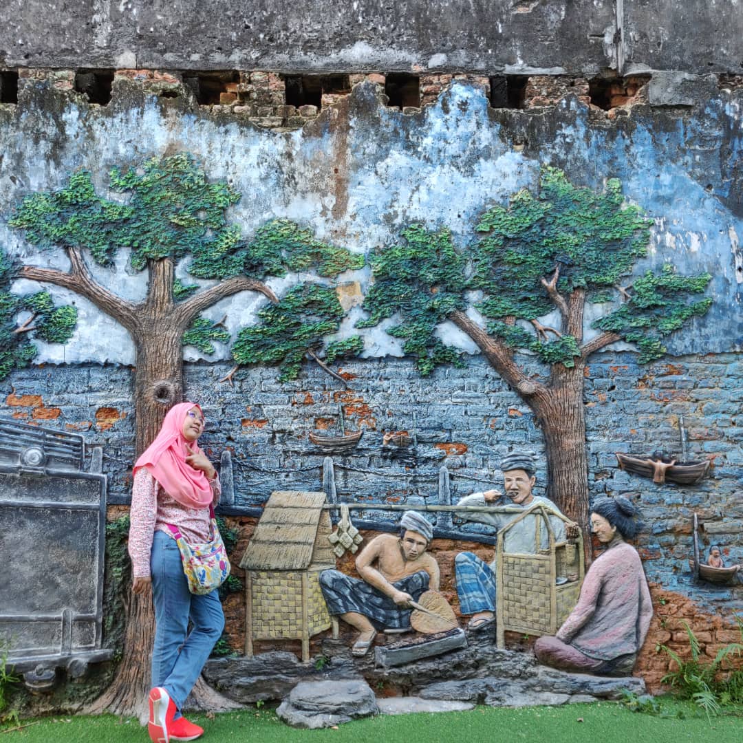 Jalan-Jalan di Muar Mural Street (Muar Cultural Walk)