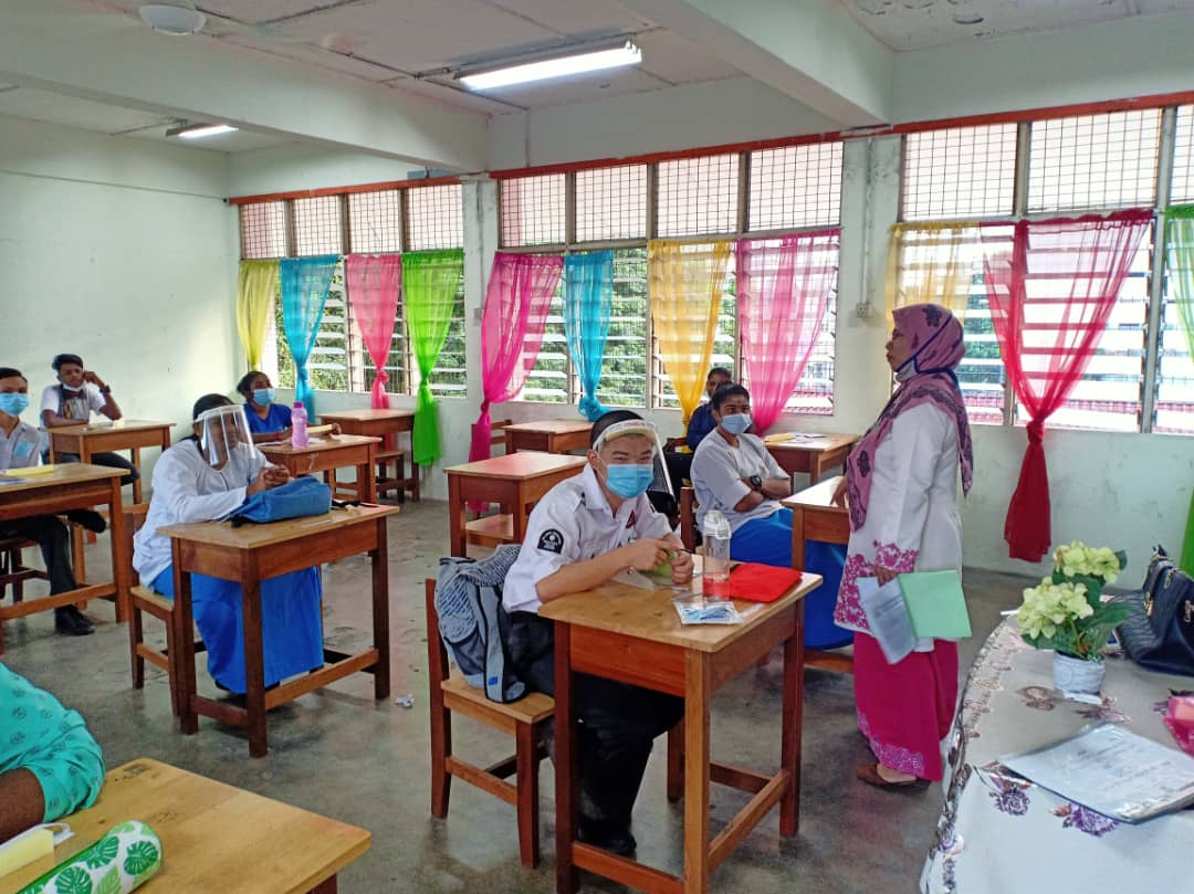 LAMAN BLOG SMK PRAI - PEA 0001: HARI PERTAMA PERSEKOLAHAN - 15 JULAI ...