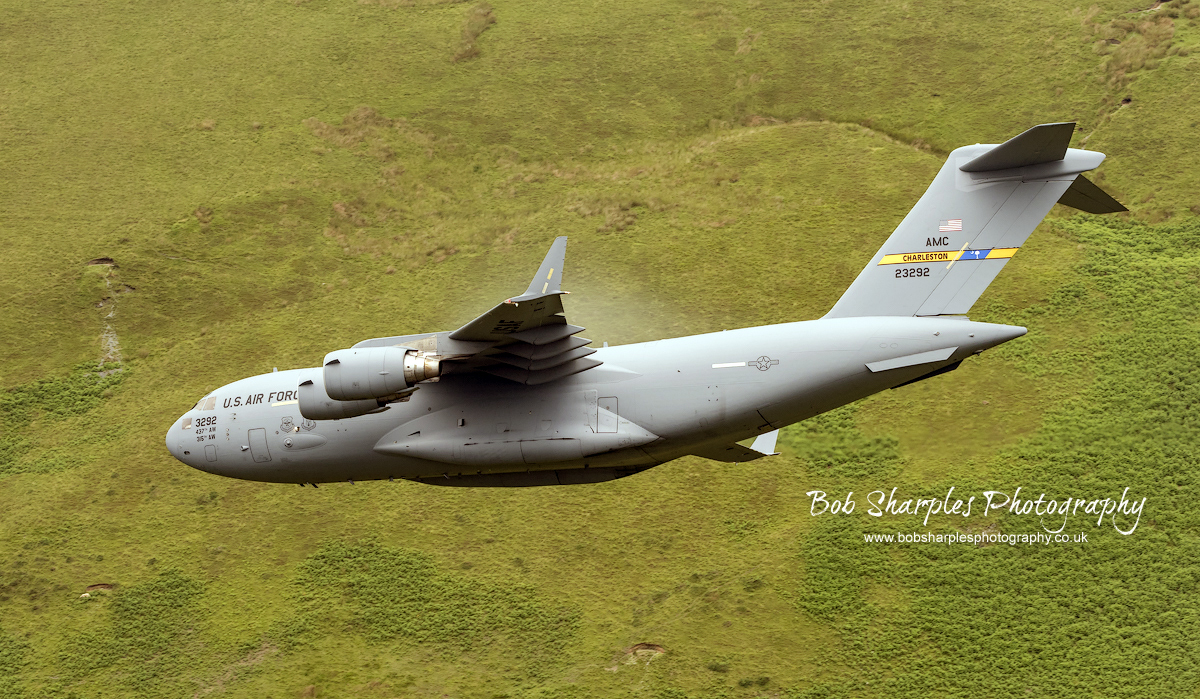Photography by Bob Sharples: USAF C-17 Globemaster Low Flying in Mach ...