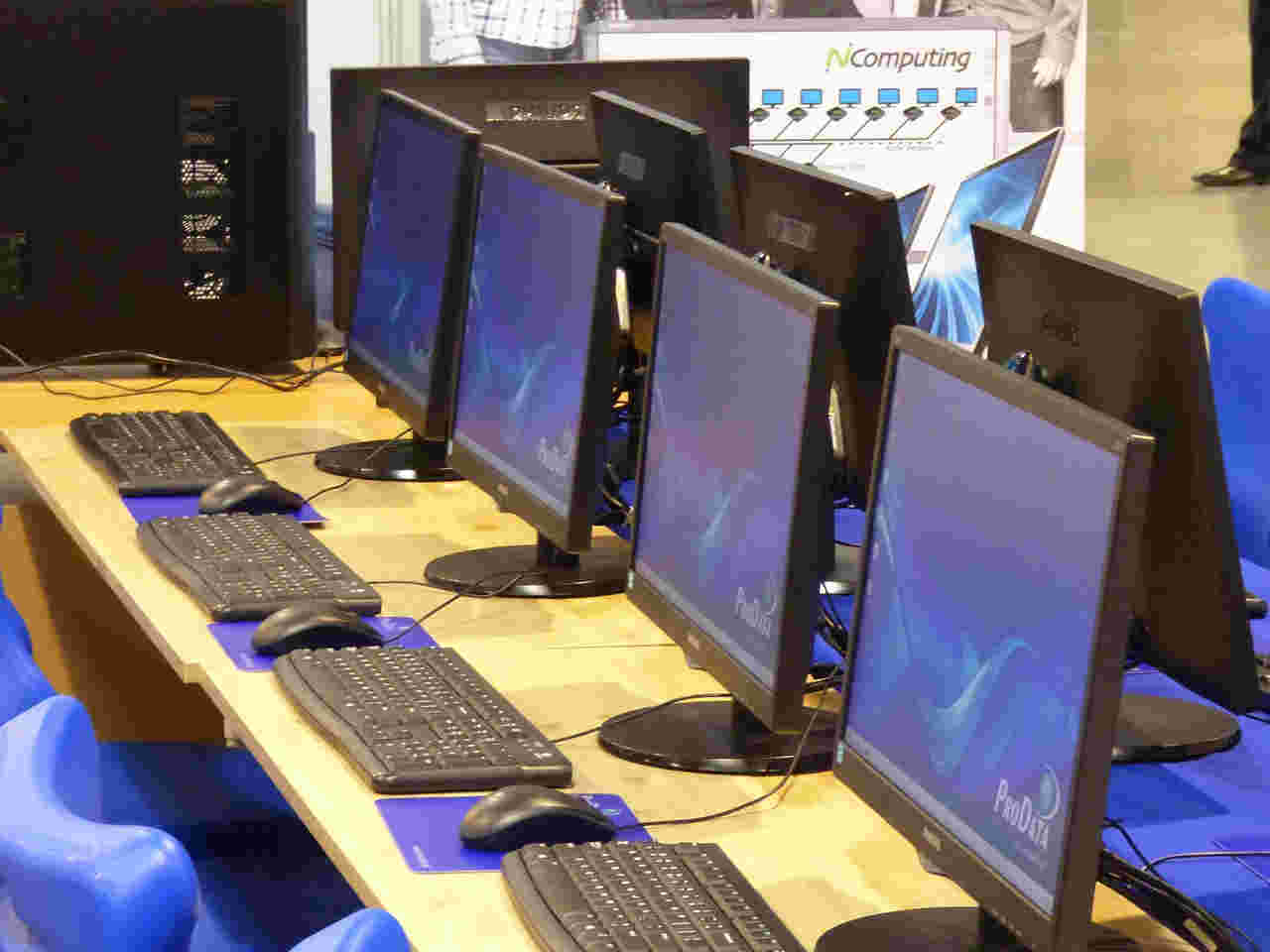 What Is Characteristics Of Computer what-is-characteristics-of-computer