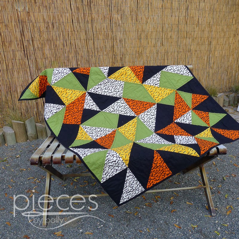 Pieces by Polly: Bats, Bats, Bats! - Modern Halloween Triangles Quilt