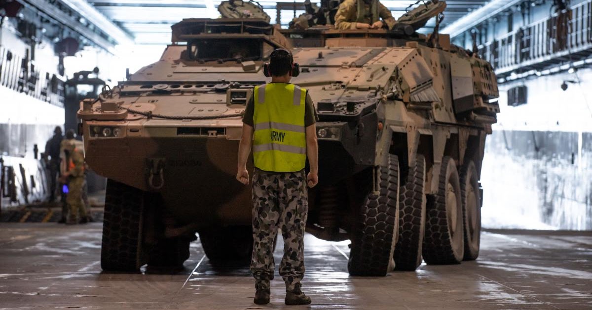 DEFENSE STUDIES: Australia Tests Boxer CRV in Amphibious Operations