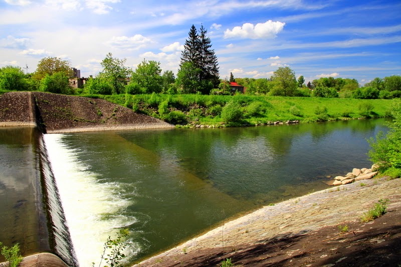 RZEKA OLZA ~ KRAINA MARZEŃ -RÓŻA