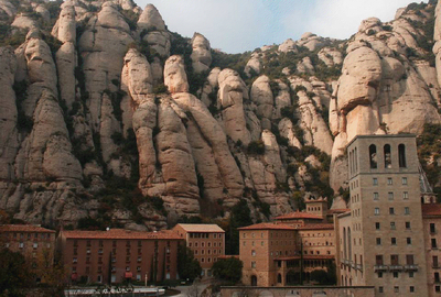 MAESTRO CARLOS GOMES: O MOSTEIRO DE MONTSERRAT
