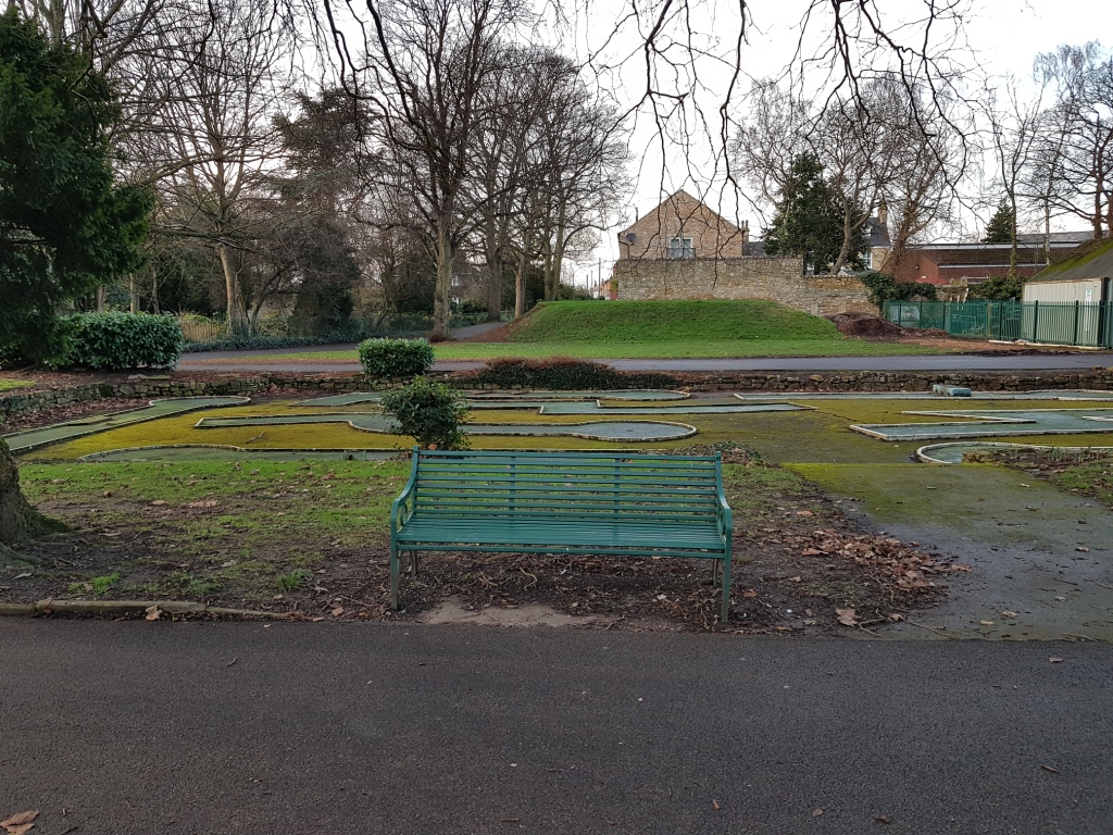 The Ham and Egger Files: Hexthorpe Flatts Park Crazy Golf course in ...