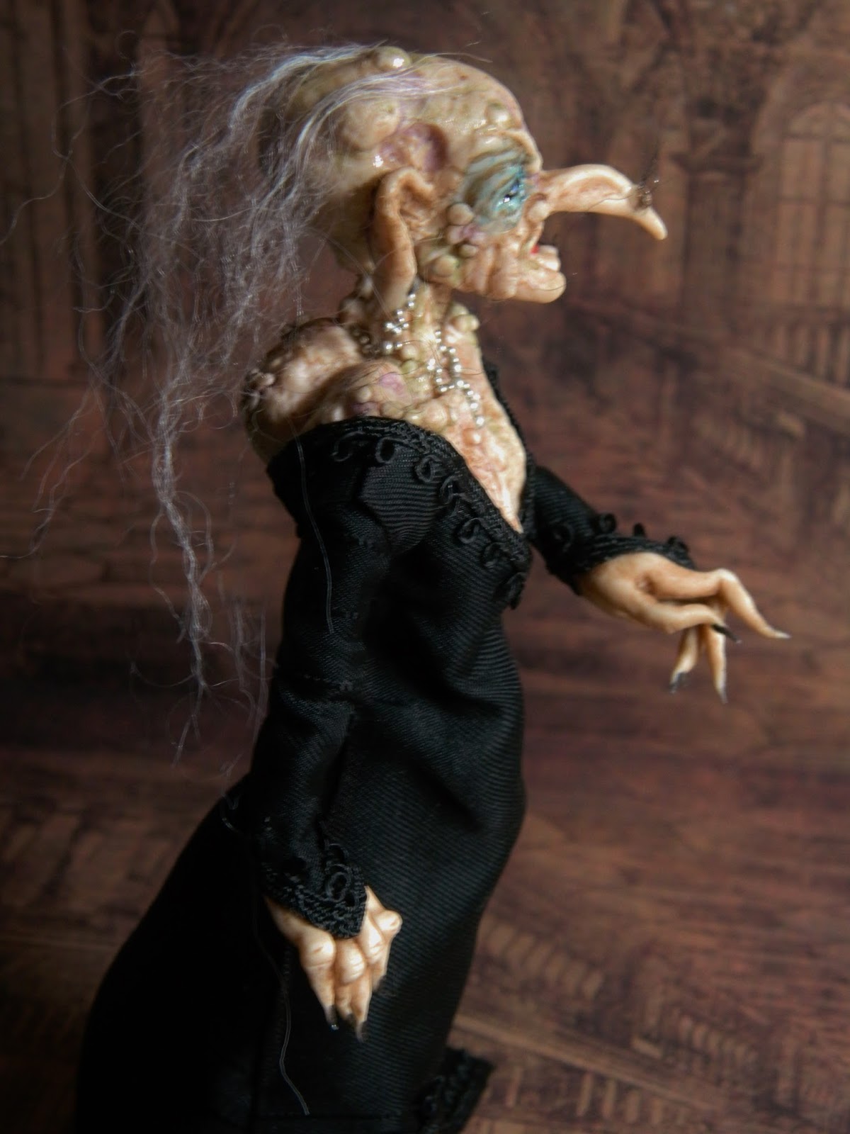 LoreleiBlu Miniatures: Grand High Witch....It's Her Perfect Week to Haunt!