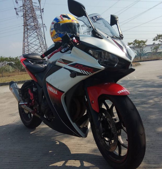 50 Foto Motor Modifikasi Yamaha R25 Terbaru lebih Sporty & Keren