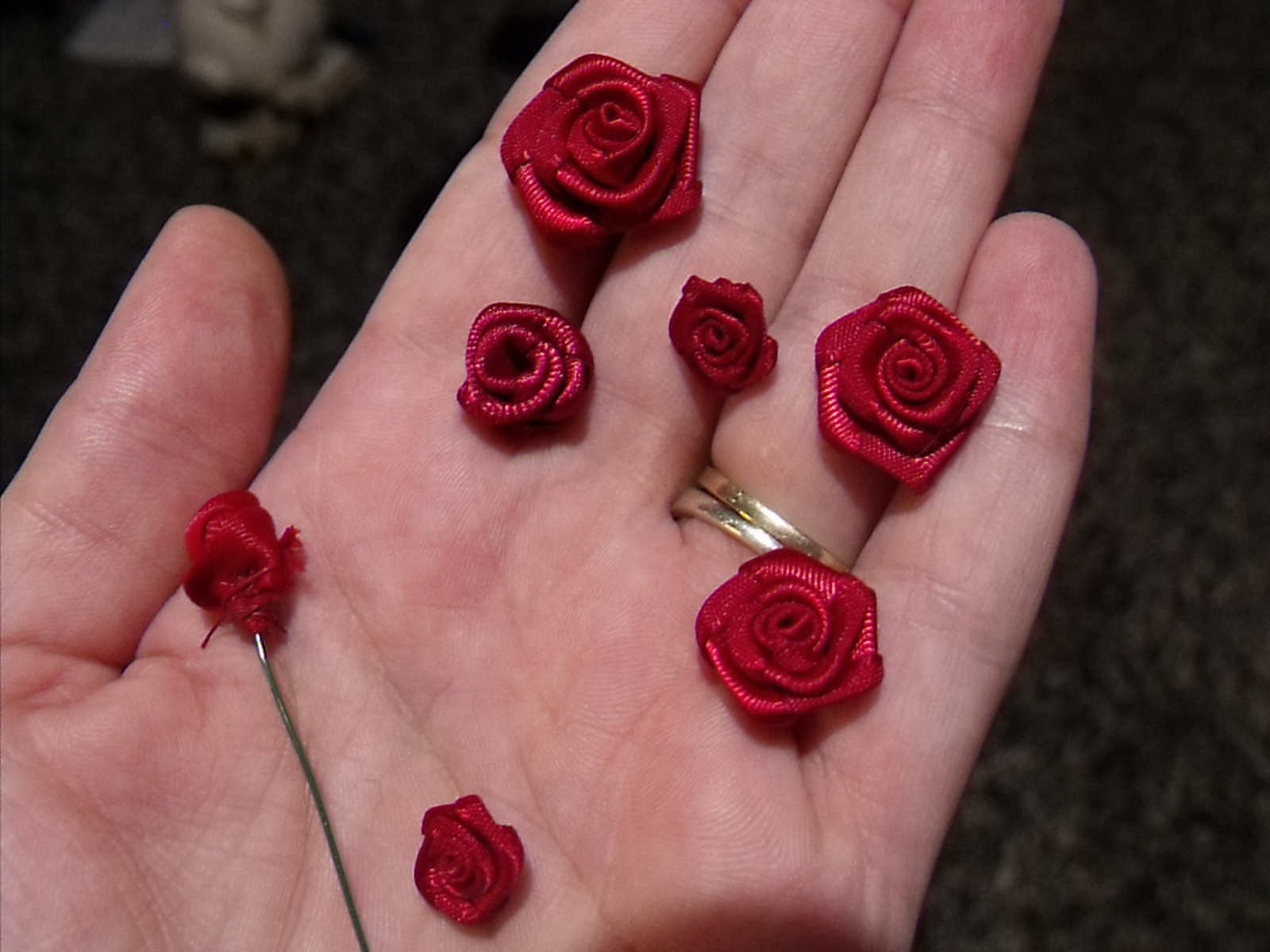 Thoughts and Projects...: Polymer roses...